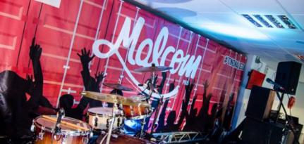 Cliente é expulsa do Malcon e presa por incomodar e não pagar conta ...