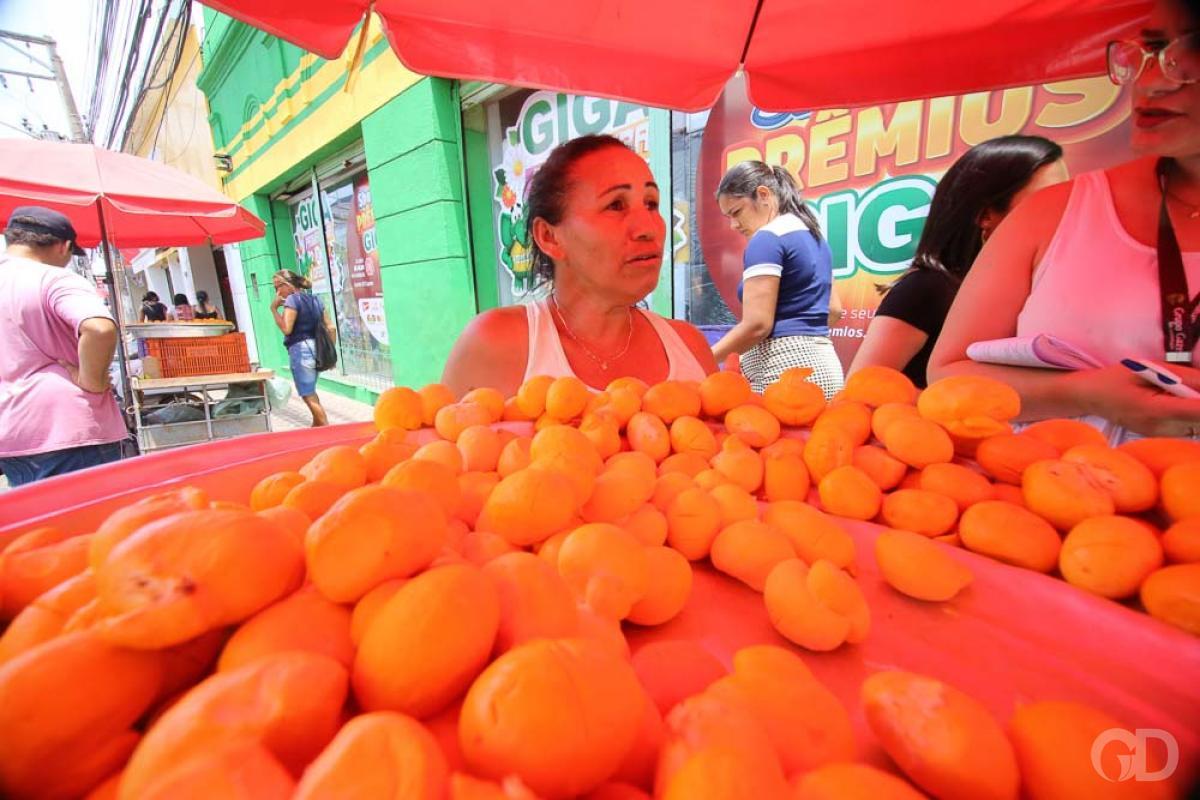 'Baiano' já vendeu 420 litros de pequi por dia em Cuiabá | Gazeta Digital