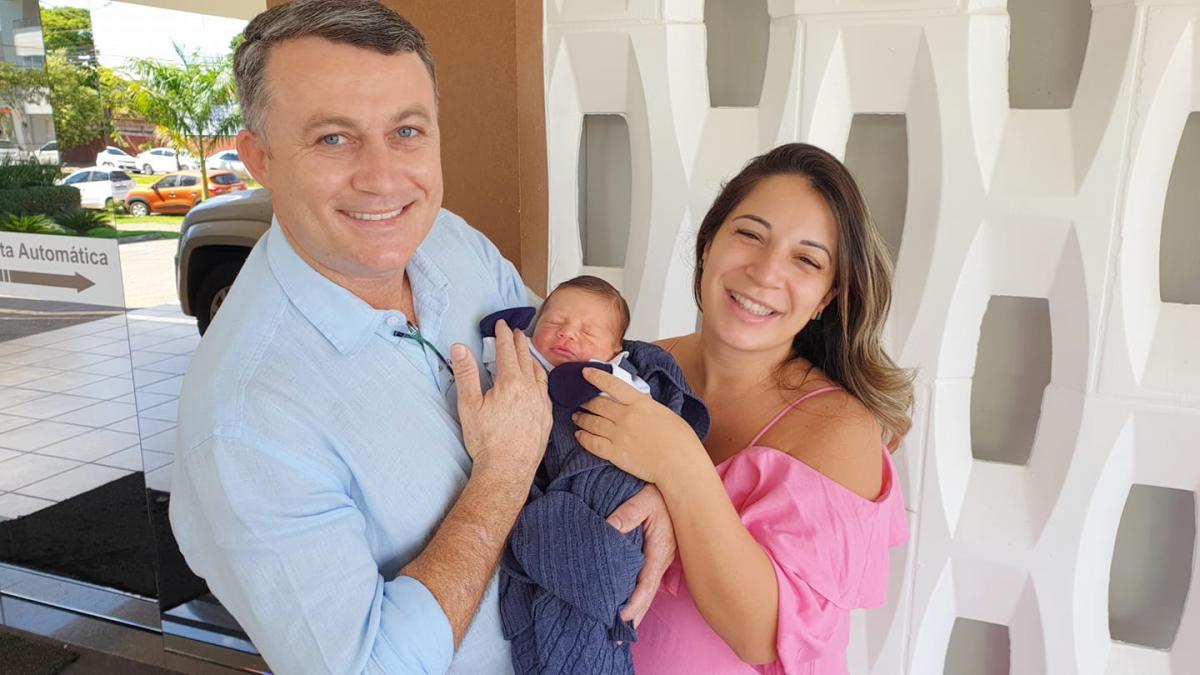 Fertilidade na AL chama a atenção e deputados exibem bebês em redes ...