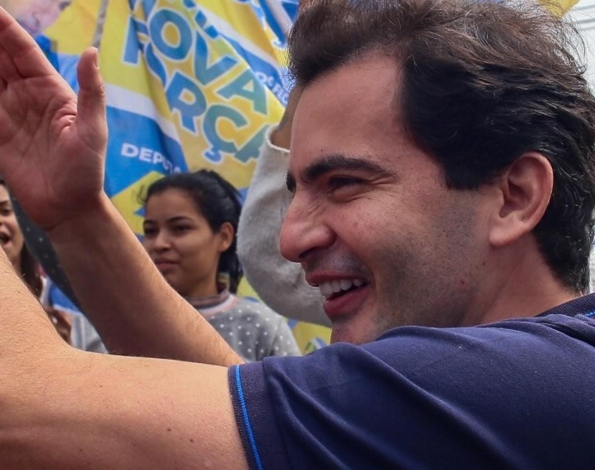 Apoiador de Bolsonaro, Fábio Garcia faz jingle inspirado em música de ...