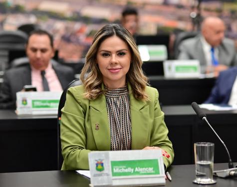 Michelly mira vaga na AL e acredita em 'onda feminina' nas eleições de ...
