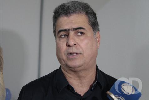 Emanuel destaca perfis 'picolé de chuchu' e seu nome em alta | Gazeta ...