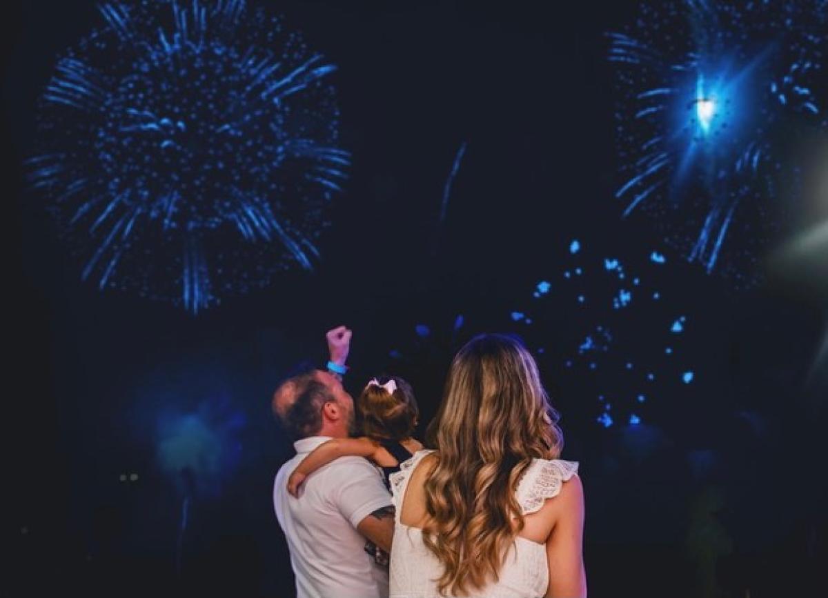 Pelas mãos de Maria, mulheres contam histórias de fé, cura e conversão ...